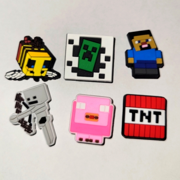 Jibbitz | Accessories | 6 Assorted Minecraft Jibbitz Charms | Poshmark